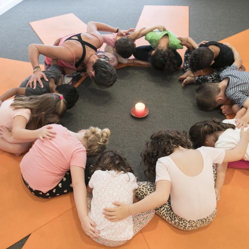 Easy guide to kids yoga for preschoolers and toddlers